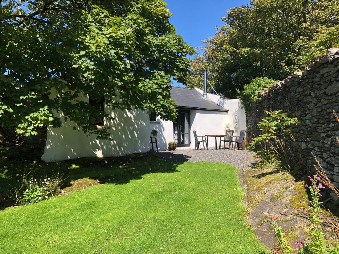 Holiday Cottage - 18th Century Barn Conversion - West Cork - Ireland
